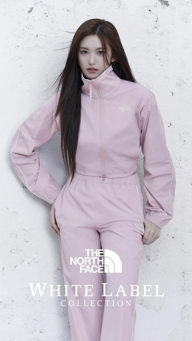 240214 Leeseo for The North Face White Label (2024 S/S Season Catalogue) - PTKOREA