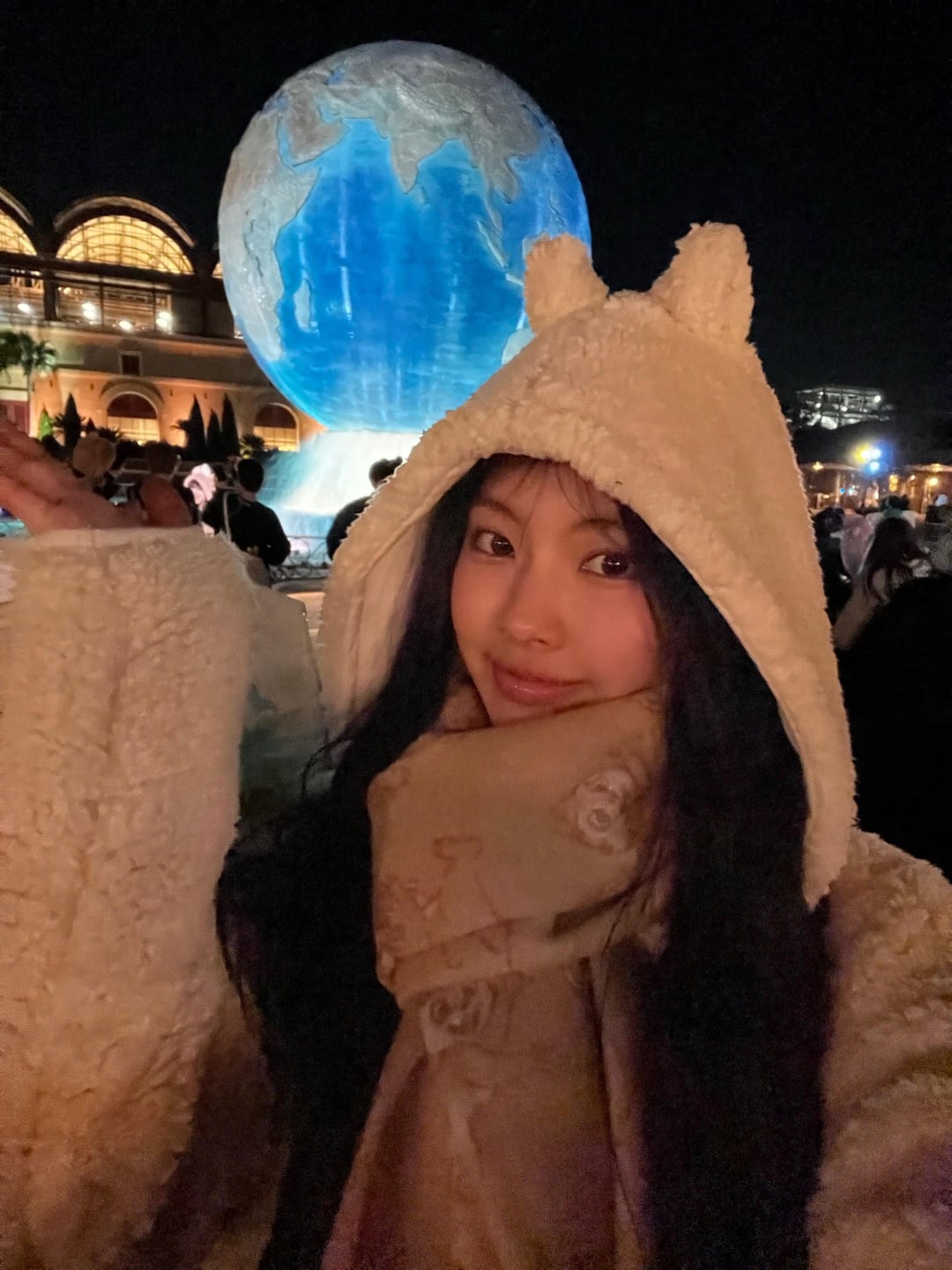 240203 Hyein Phoning Photo Update (2) - PTKOREA