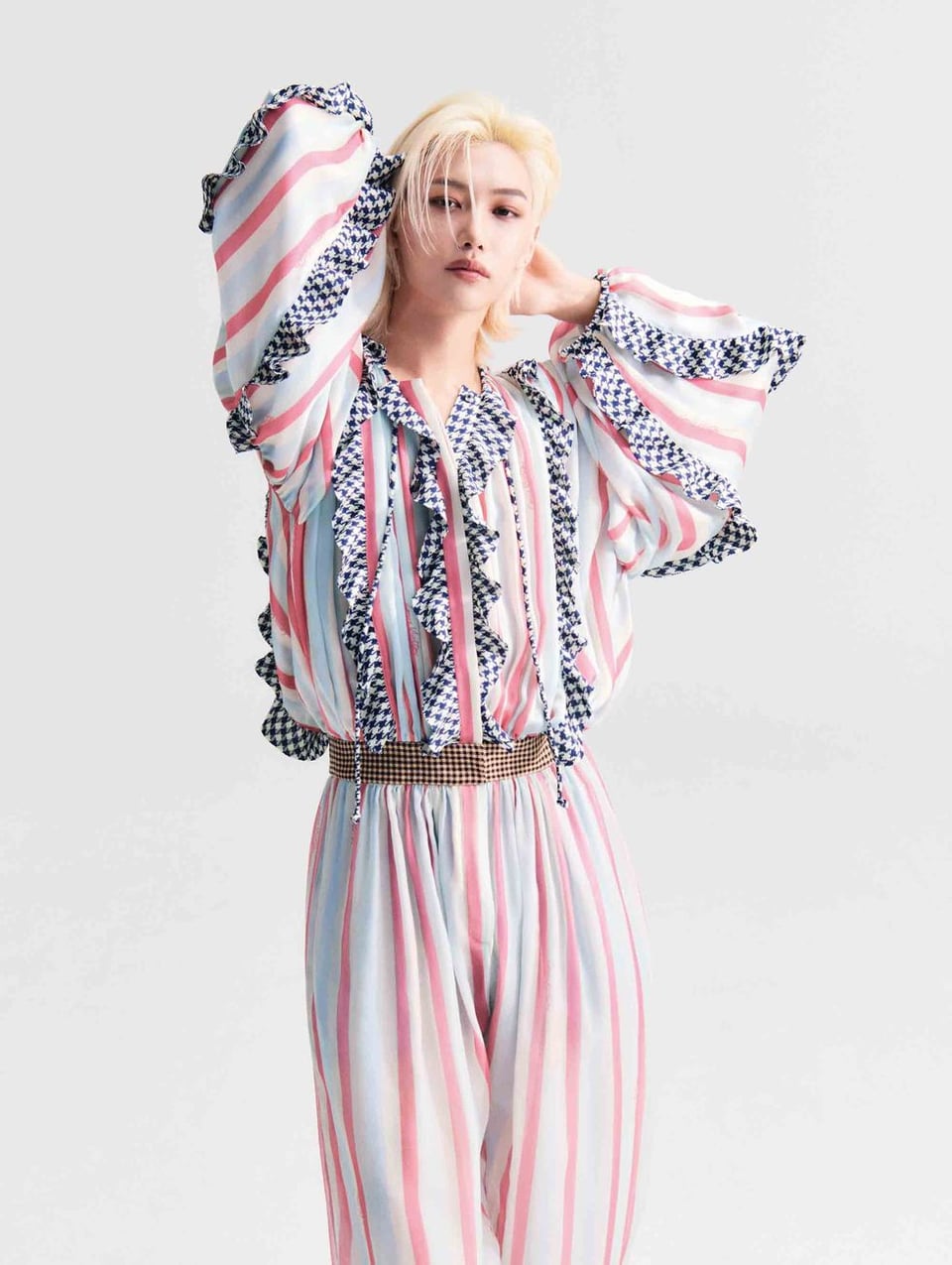 Stray Kids Felix - Harper’s BAZAAR Japan x Louis Vuitton (April 2024 ...