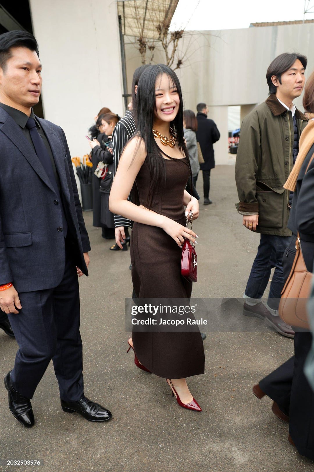 240224 Getty Images: Hanni @ Gucci F/W 2024 Women’s Fashion Show - PTKOREA