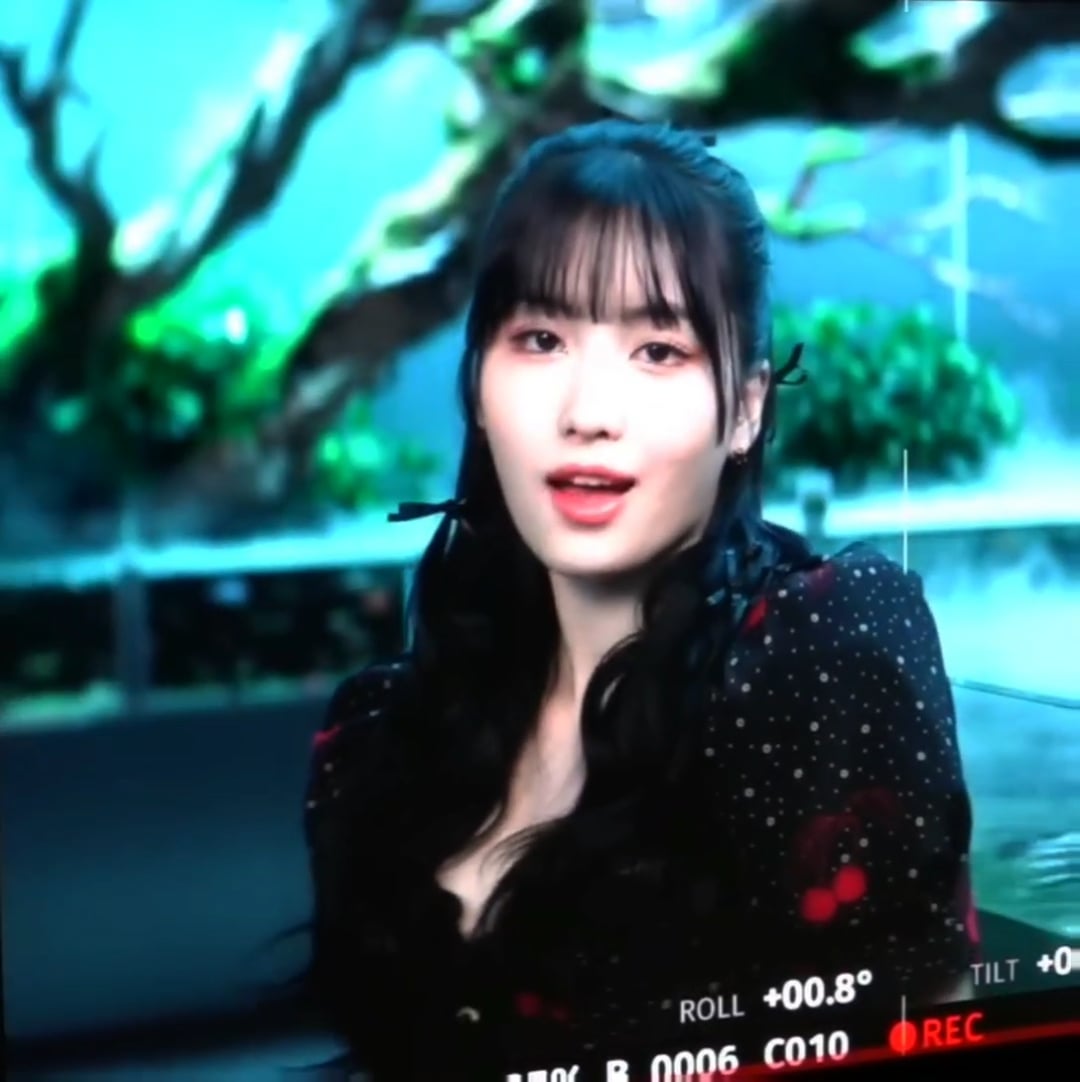 Momo alternative scene in One Spark MV - PTKOREA