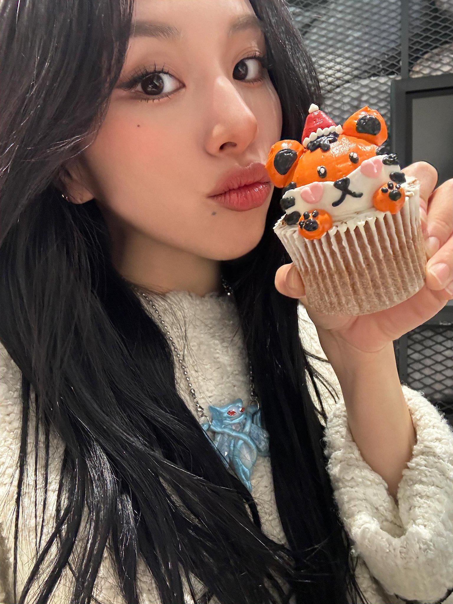 Happy Chaeyoung Day - PTKOREA