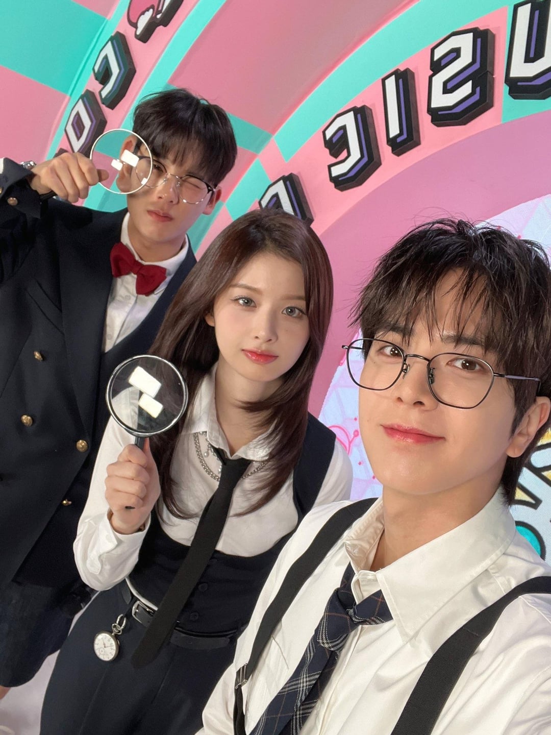 240526 MBC Show! Music Core Twitter Update With MC Sullyoon feat. MCs Younghoon (THE BOYZ), Lee ...