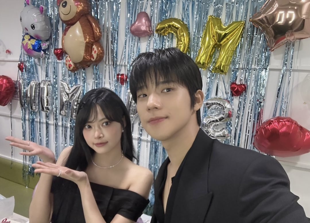 240530 KBS Music Bank Twitter Update with MC Hong Eunchae (feat. Moon Sangmin) - PTKOREA