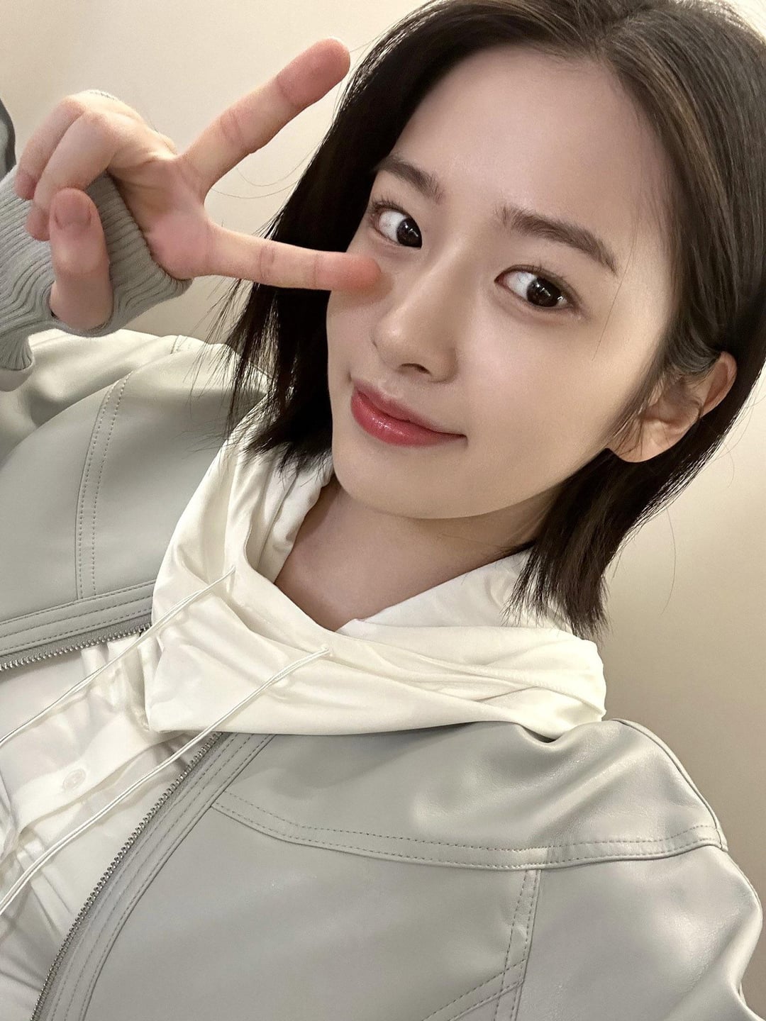 240524 IVE Official Twitter Update with Yujin - tvN Earth Arcade’s Vroom Vroom completed 💕 - PTKOREA