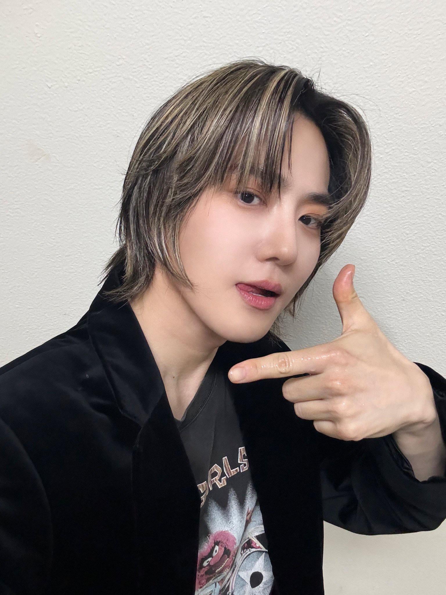 240607 EXO Twitter Update with Suho - PTKOREA