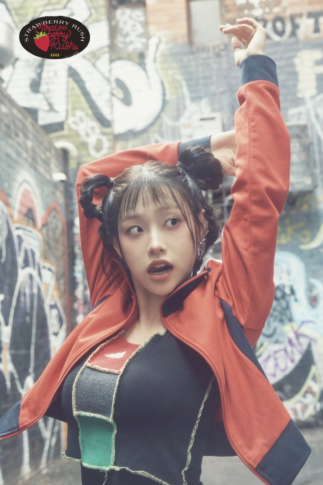 Chuu - The 2nd Mini Album: Strawberry Rush (Concept Photos - Goal) - PTKOREA