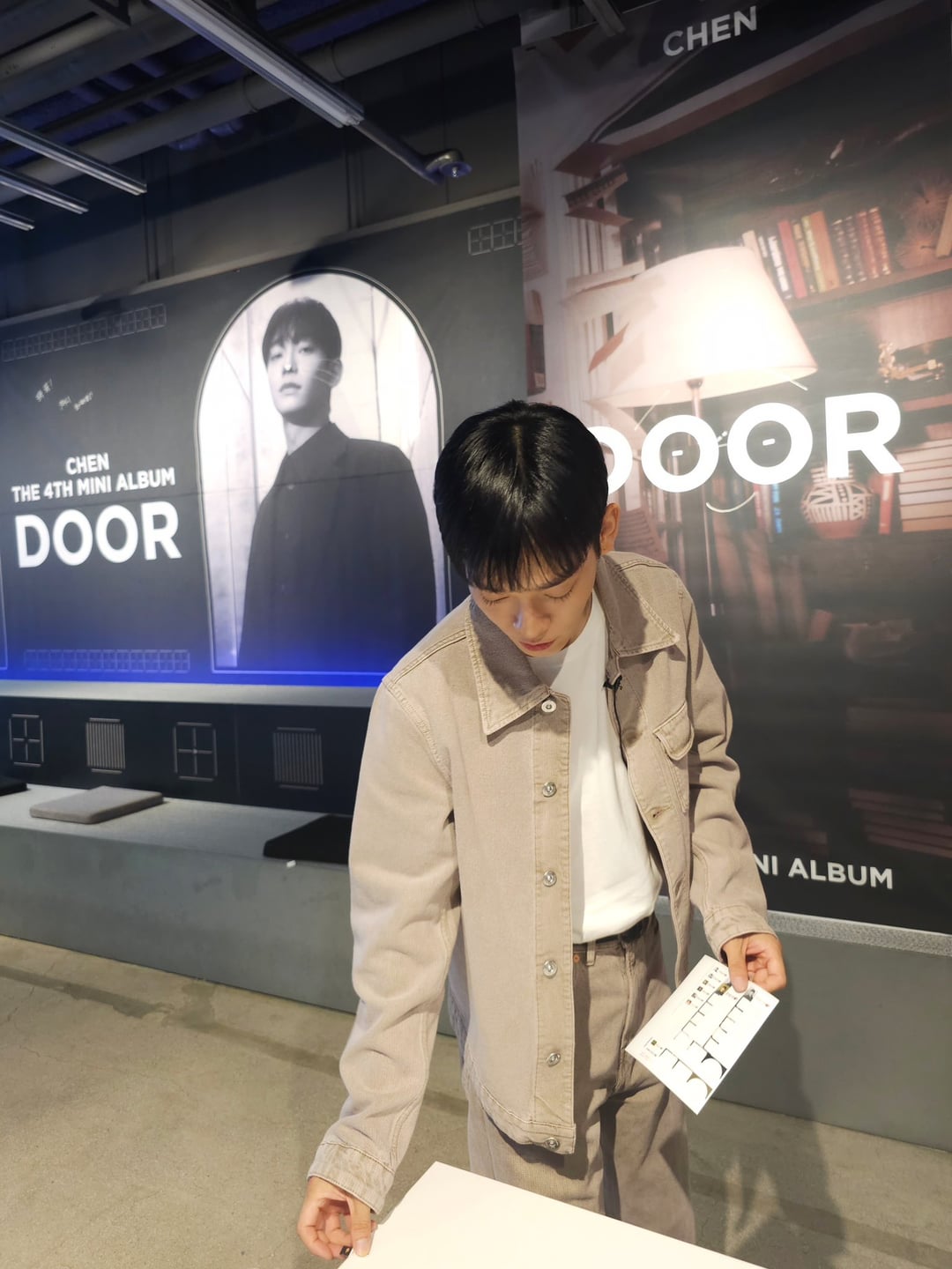 240620 Chen The 4th Mini Album 'DOOR' POP-UP STORE Behind Photo - PTKOREA