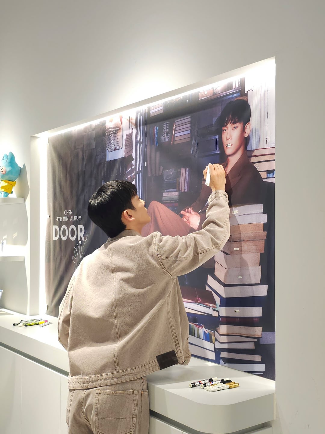 240620 Chen The 4th Mini Album 'DOOR' POP-UP STORE Behind Photo - PTKOREA