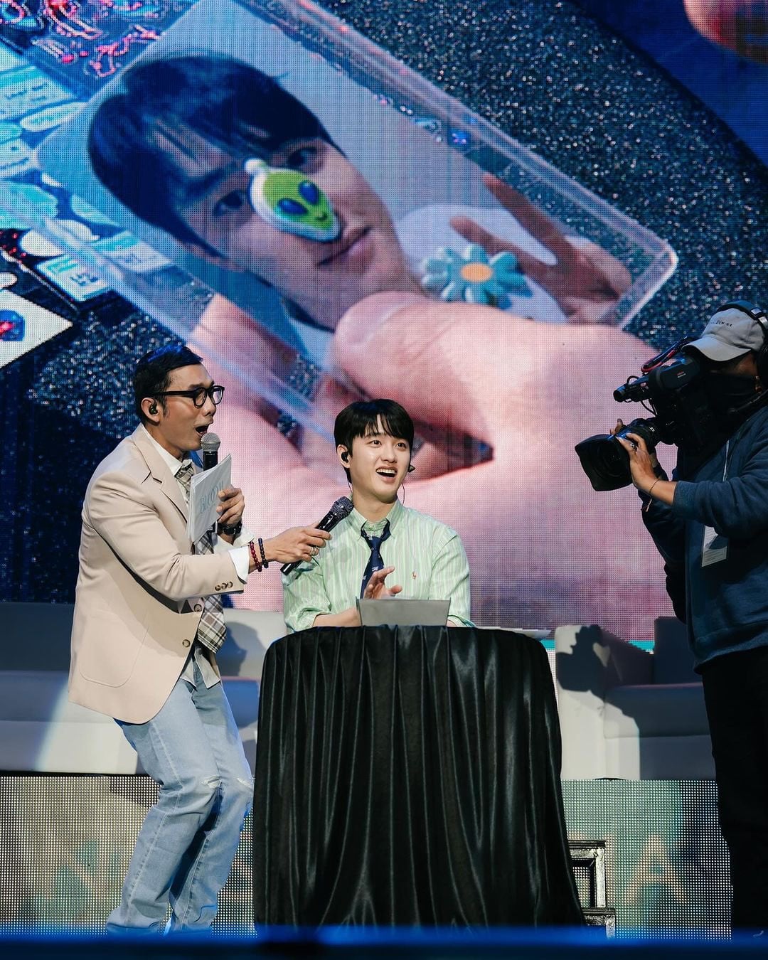 240717 Mecimapro Instagram Update with Doh Kyungsoo: Asia Fan Concert ...