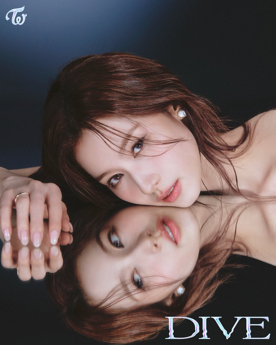 TWICE JAPAN 5th ALBUM 『DIVE』 Nayeon, Jeongyeon, Momo & Sana - PTKOREA