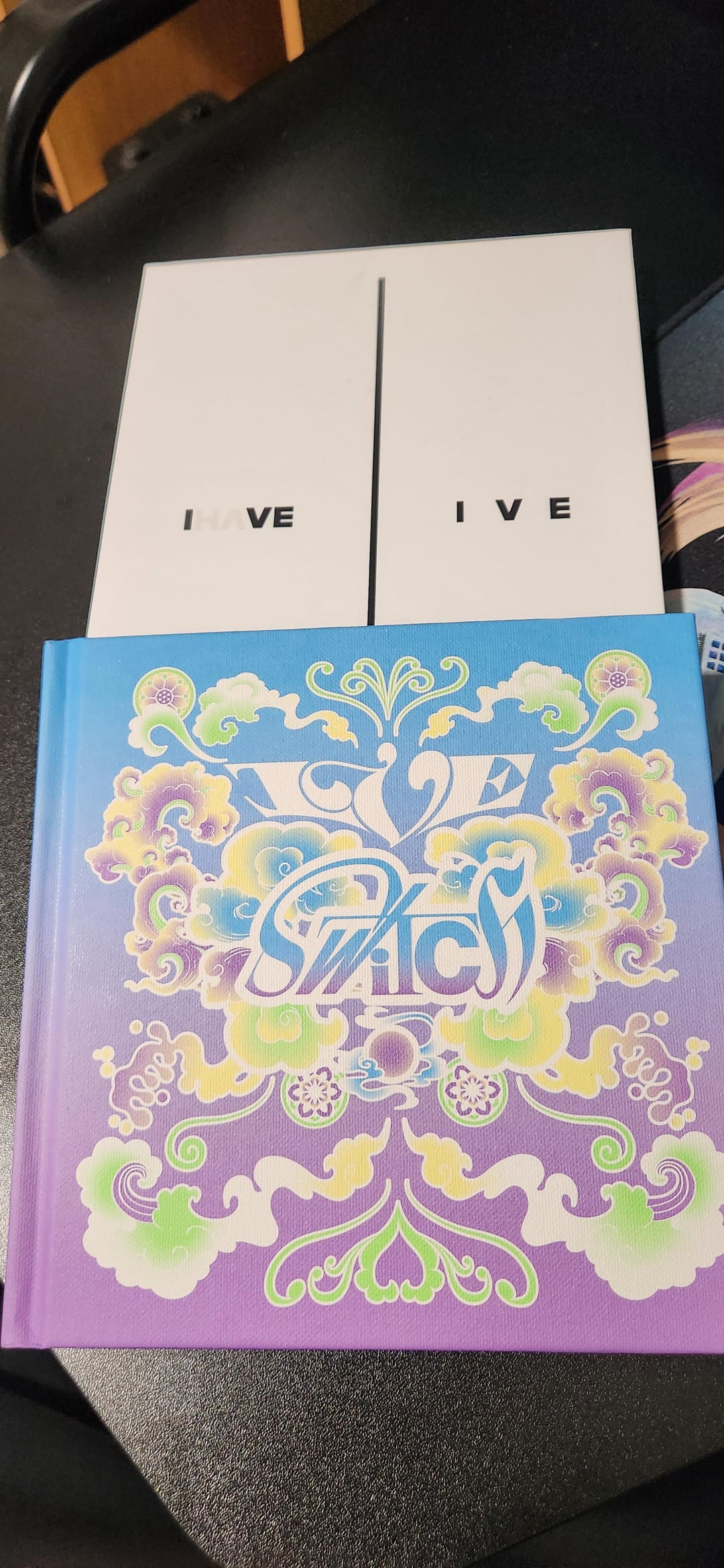 I finally own my first 2 physical albums in my life - PTKOREA