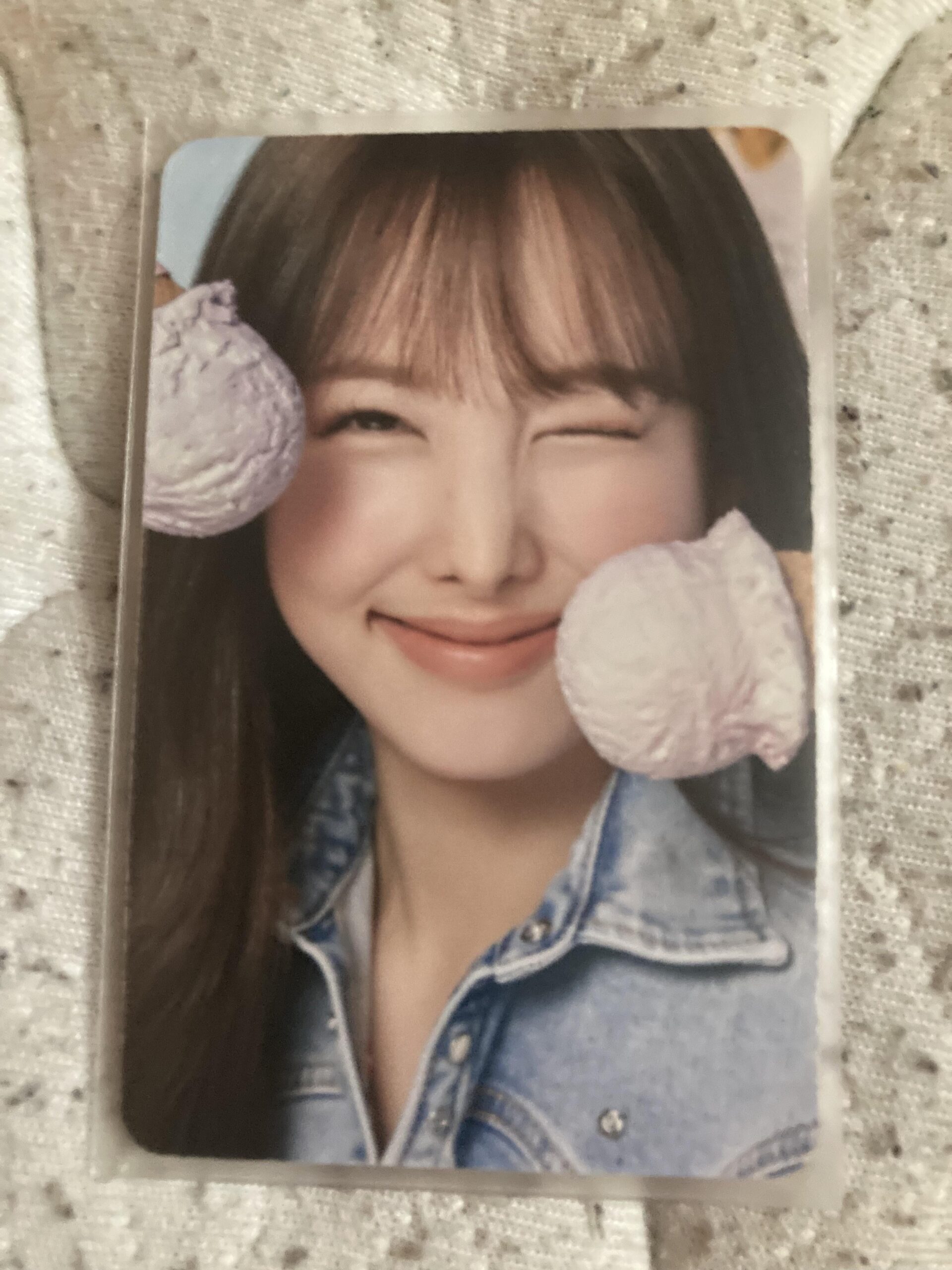 Why is she winking 💀💀💀 - PTKOREA