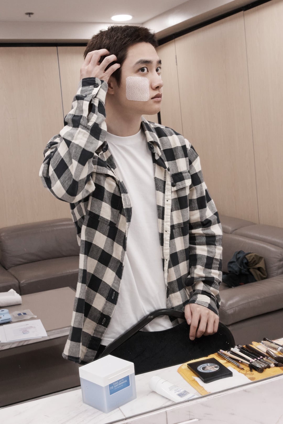 240903 Company Soosoo Twitter Update with Doh Kyungsoo: in Manila ...