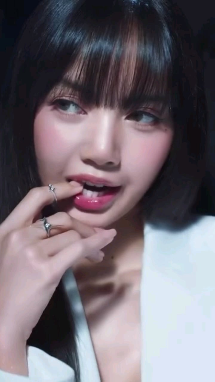 Lisa - PTKOREA