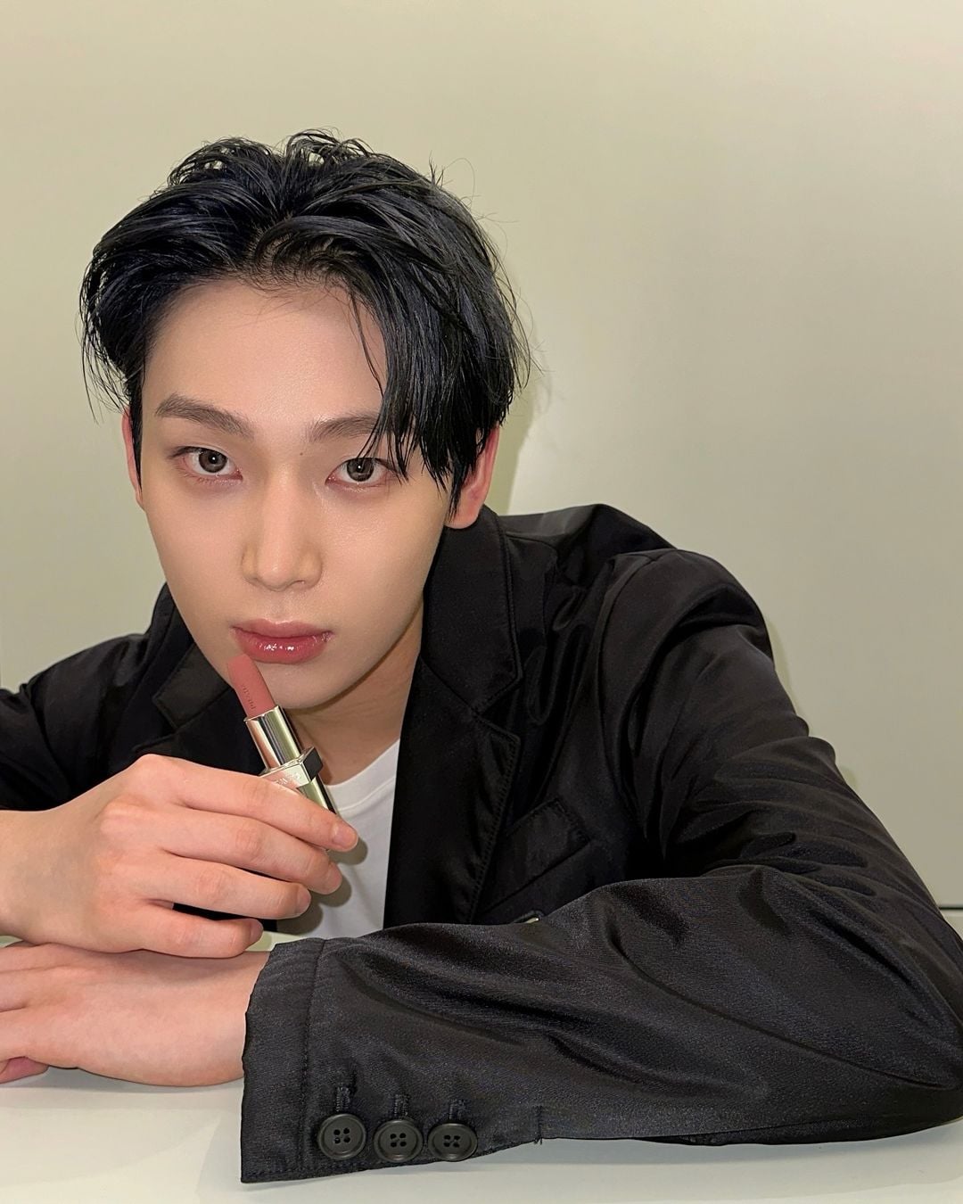 240912 Instagram: Sunoo @ Prada Beauty - PTKOREA