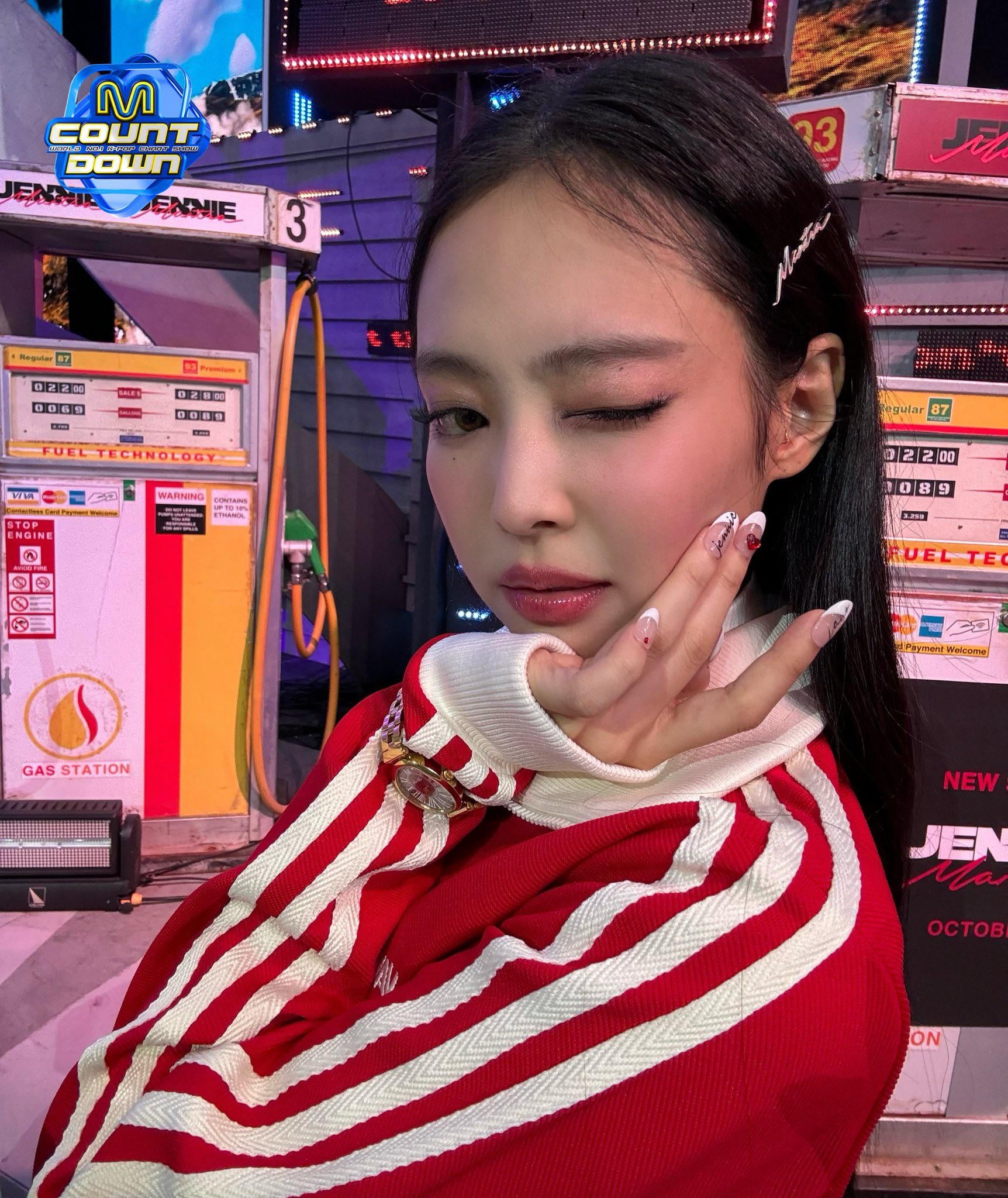 241017 Mnet M Countdown X Update With Jennie - Pre-Show Photo - PTKOREA