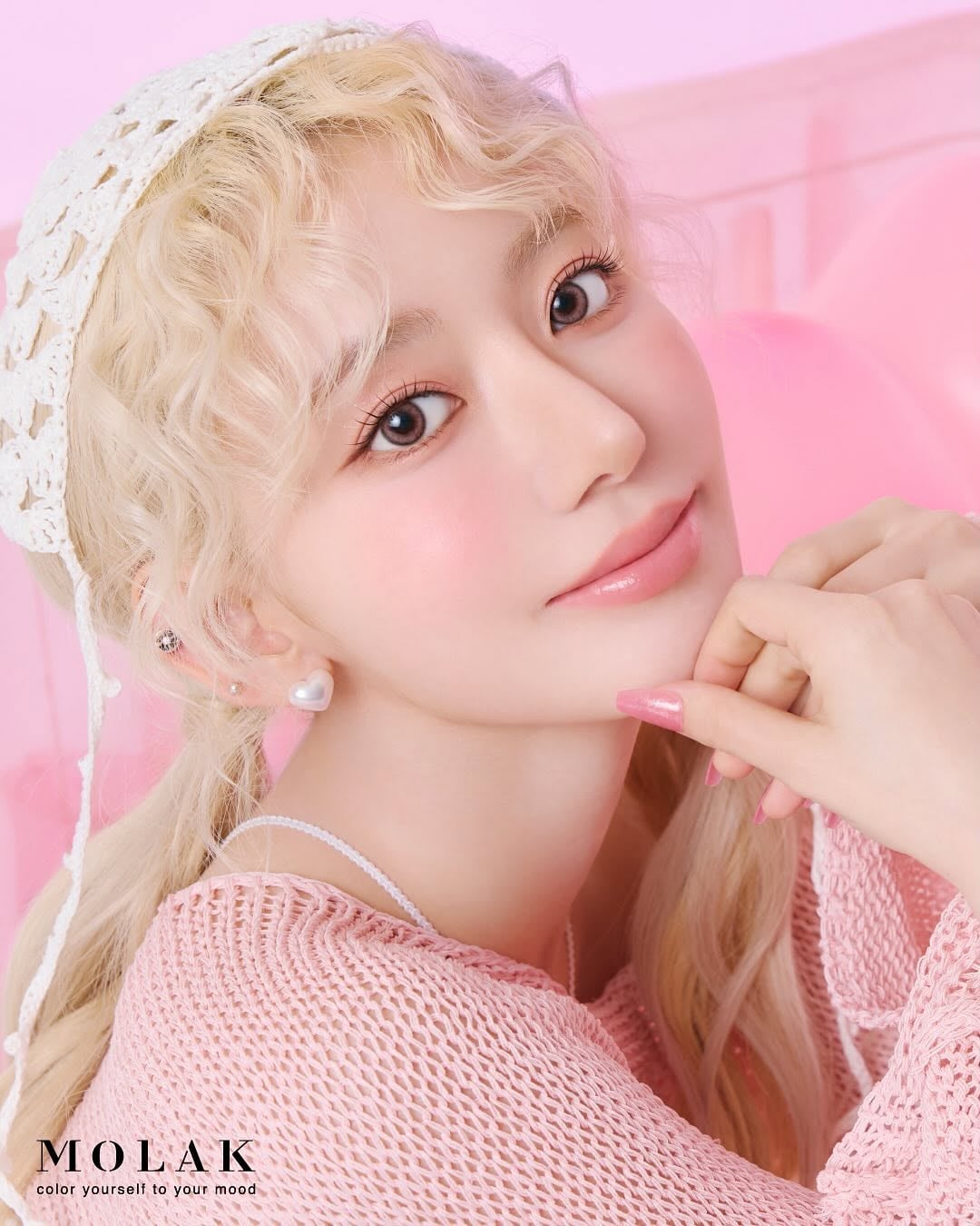 250221 MOLAK Instagram Update with Miyawaki Sakura - PTKOREA