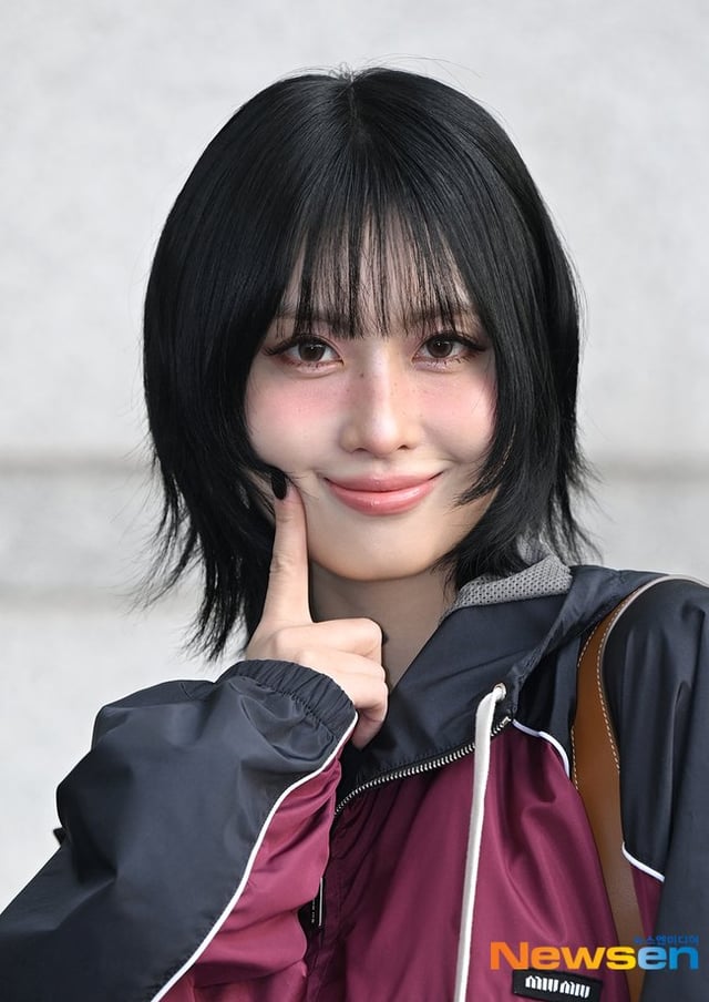 250310 Black haired Momo is back - PTKOREA