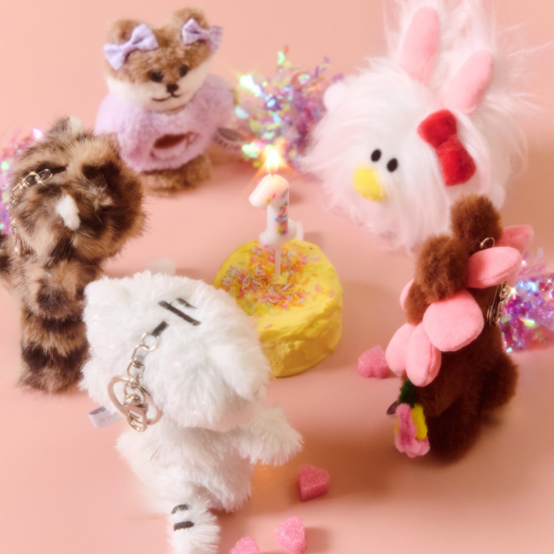 ILLIT — 1st Debut Anniversary Merch (Official Merch Teaser Photos ...
