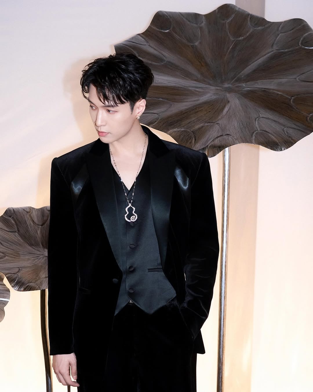 250327 Lay Zhang Studio Instagram Update - PTKOREA