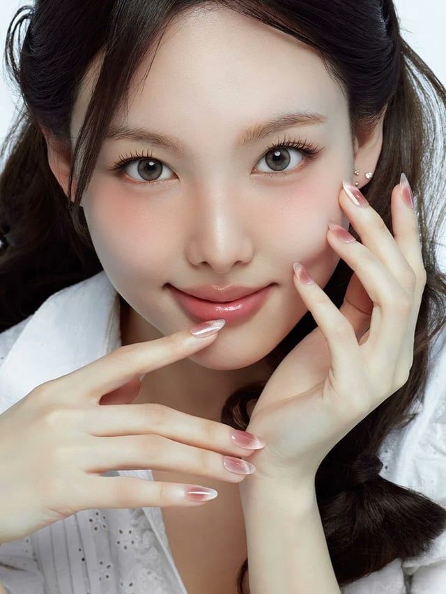 250424 Nayeon x Finger Suit - PTKOREA