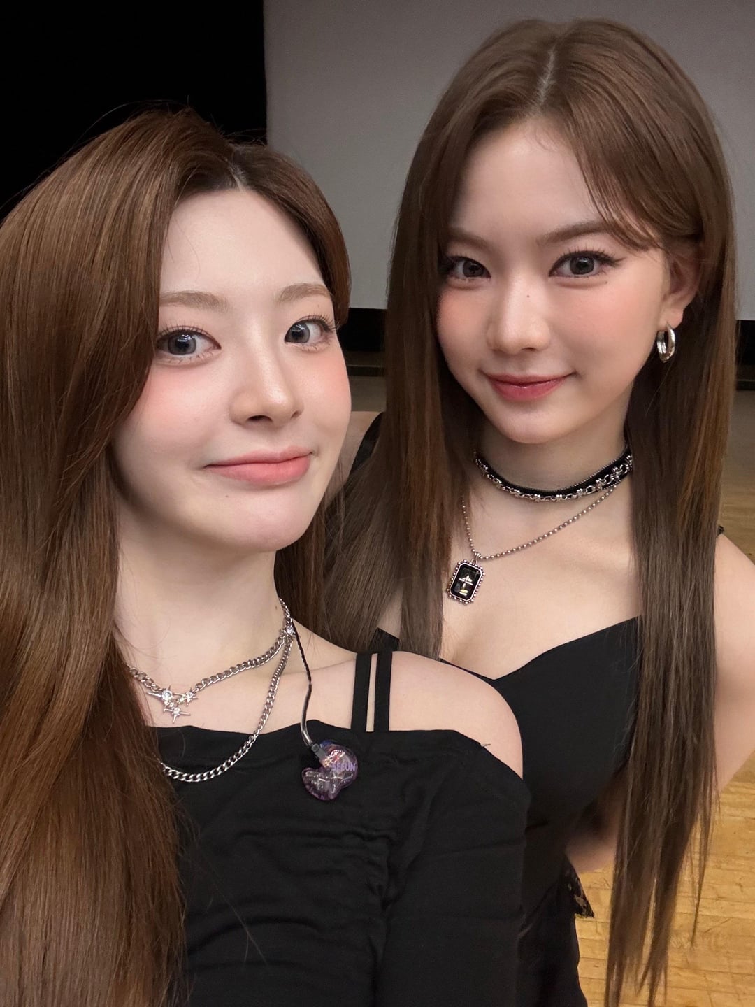 Seeun and Isa - PTKOREA