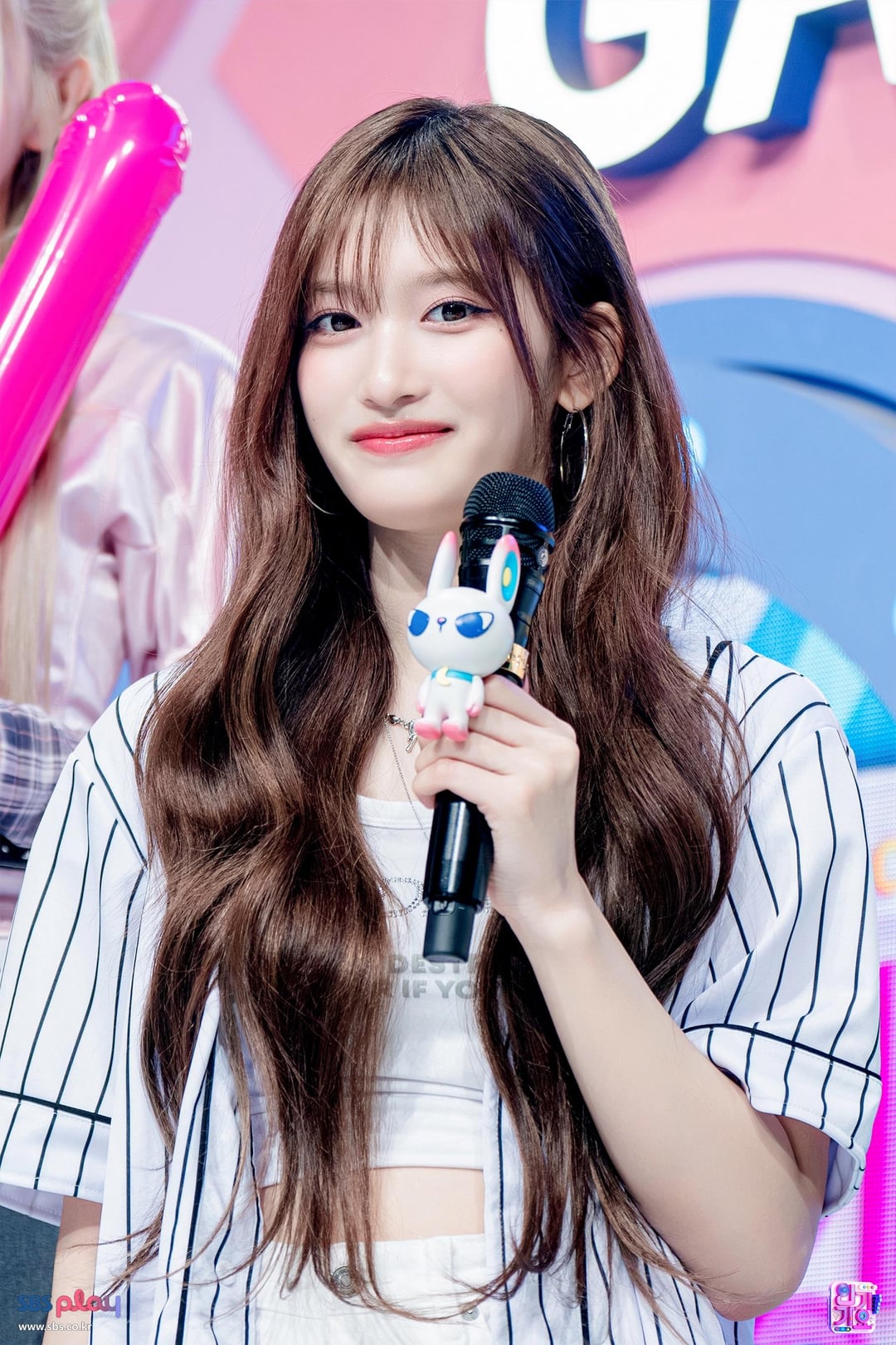 250425 MC Leeseo @ SBS Inkigayo (Behind Pics feat. MCs Moon Seonghyun & NCT WISH Sion) (250420 ...