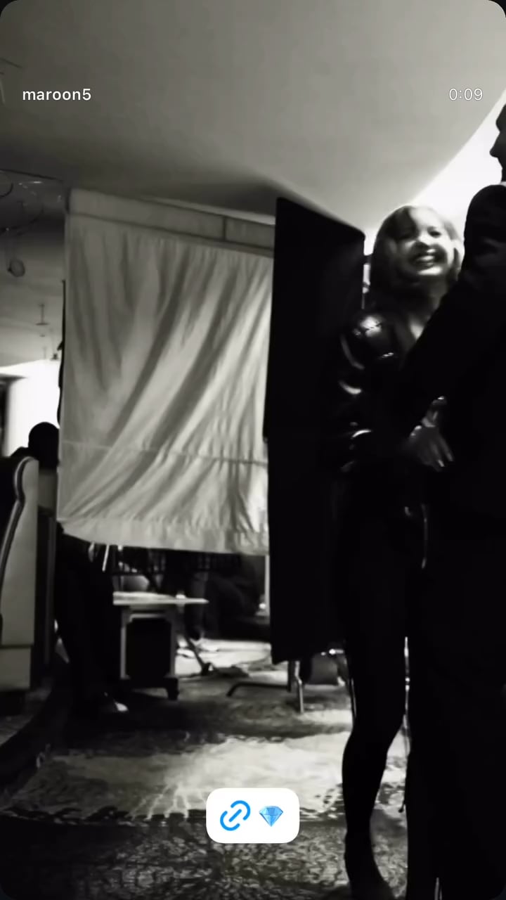 250603 Lisa (LLOUD) IG Story Update w/ Maroon 5 - PTKOREA