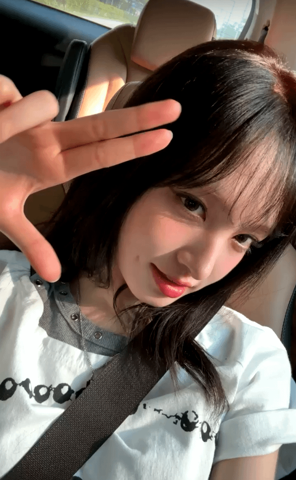 250728 Liz is LIVE NOW on Berriz - PTKOREA